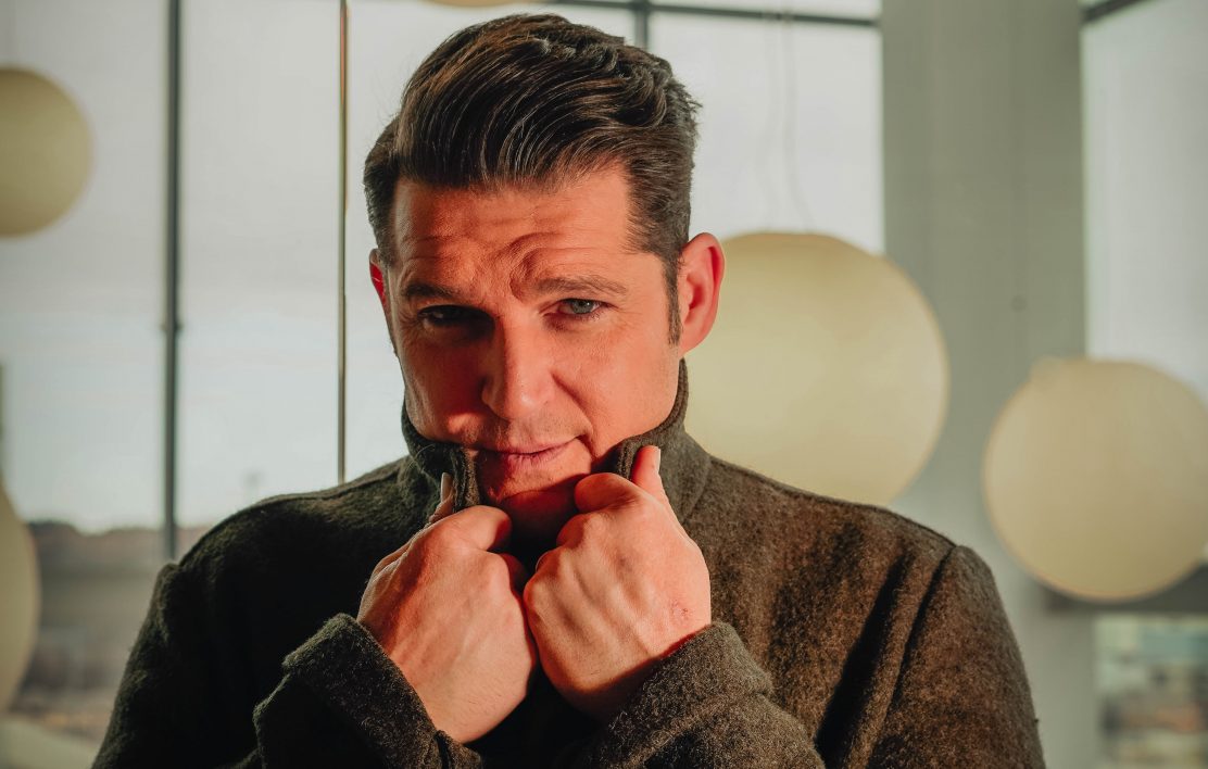 ¡EXCLUSIVA! Estrenamos lo nuevo de Manu Tenorio, "Tu teoría" - Radiole.com