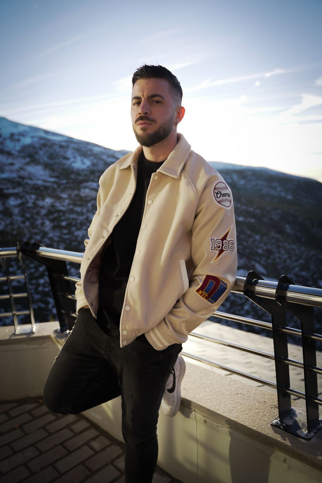 Raúl Camacho presenta 'Origen', un disco íntimo y personal - Radiole.com