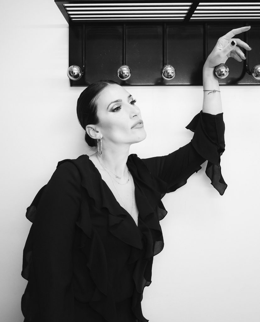 La Flaka estrena en Radiolé 'A mi aire' su canción más personal ...